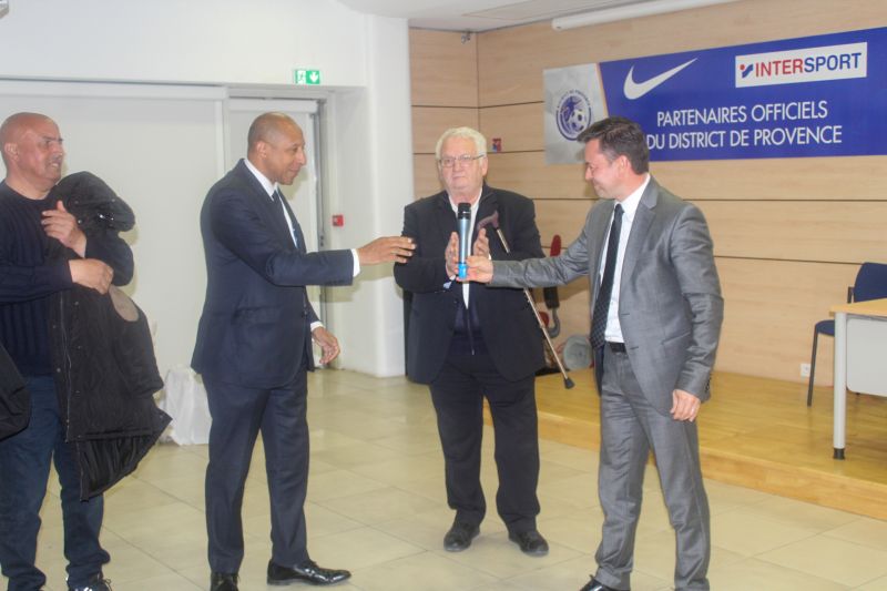 Philippe DIALLO (Président de la FFF) en visite au District de Provence ...